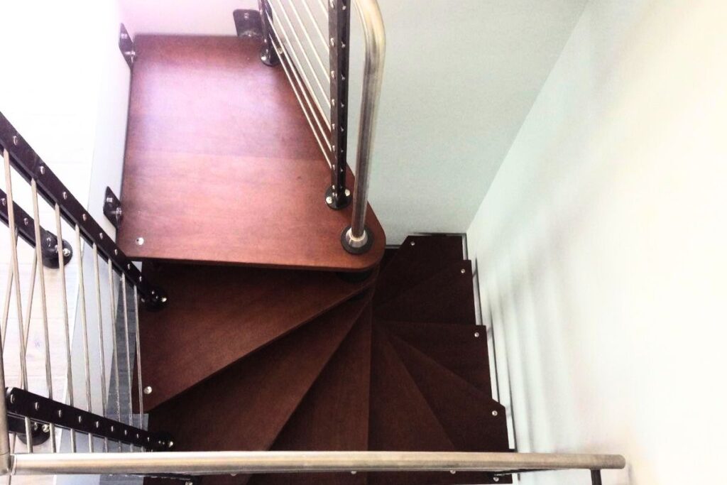 Scale a chiocciola quadrate, stile e design per i tuoi spazi - Diemme Group